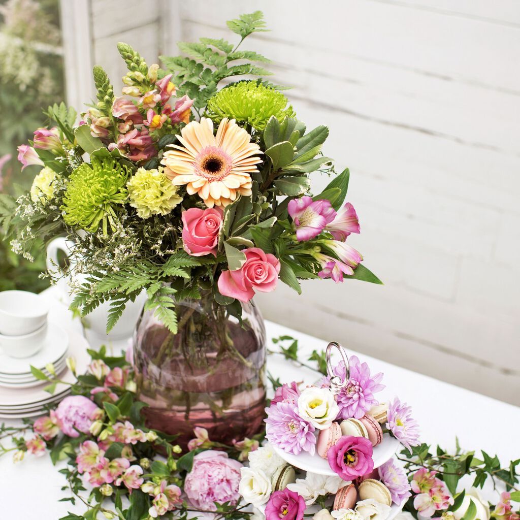 Pynt med blomster på sommerens fester | Plantasjen